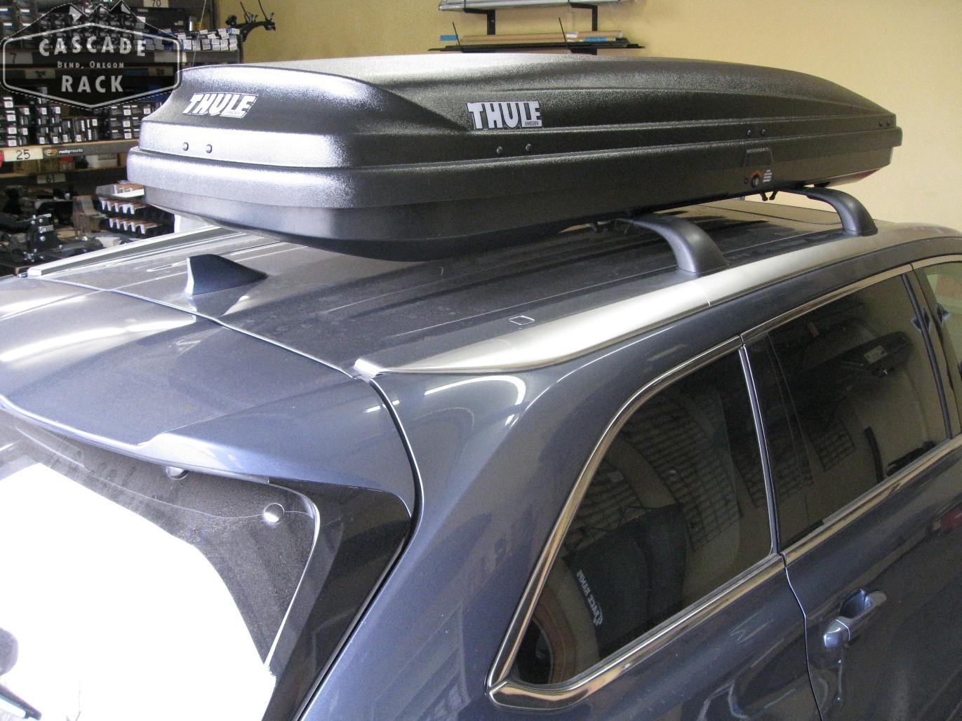 Thule Cargo Box - 2015 Toyota Highlander